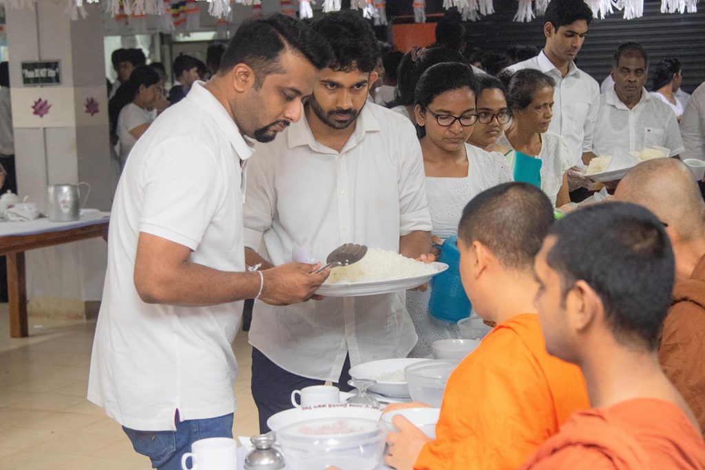 Annual Pirith Chanting Ceremony 2024 – Faculty of Medical Sciences