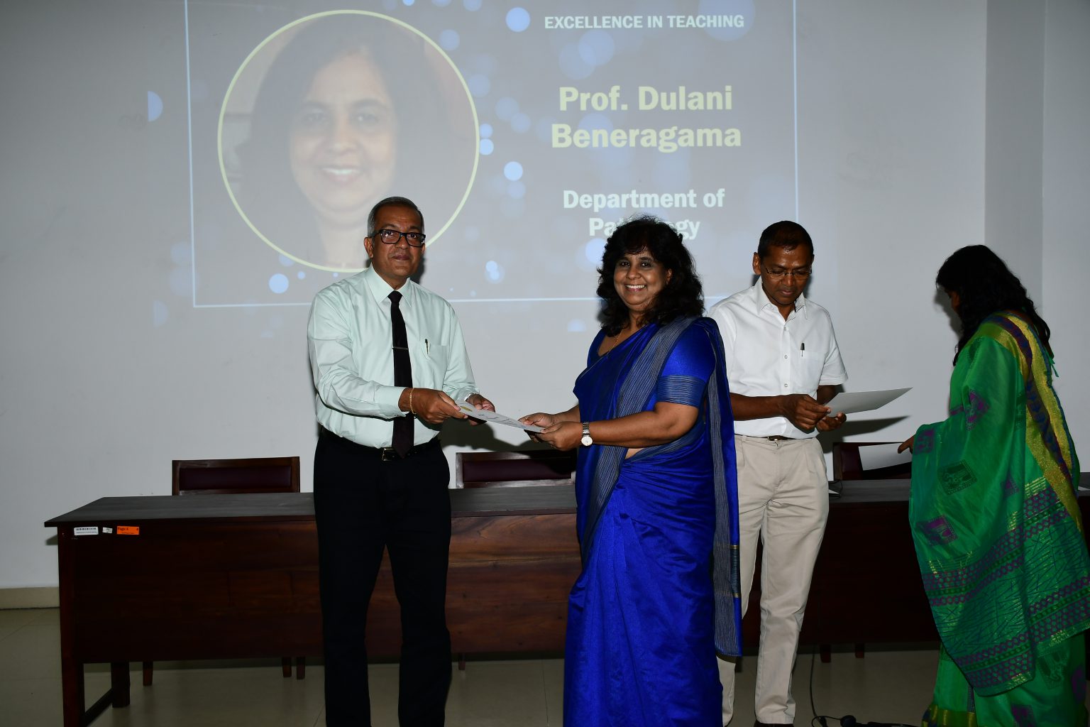 Outstanding Academic Staff and Student Awards 2022 – FMS / USJ ...